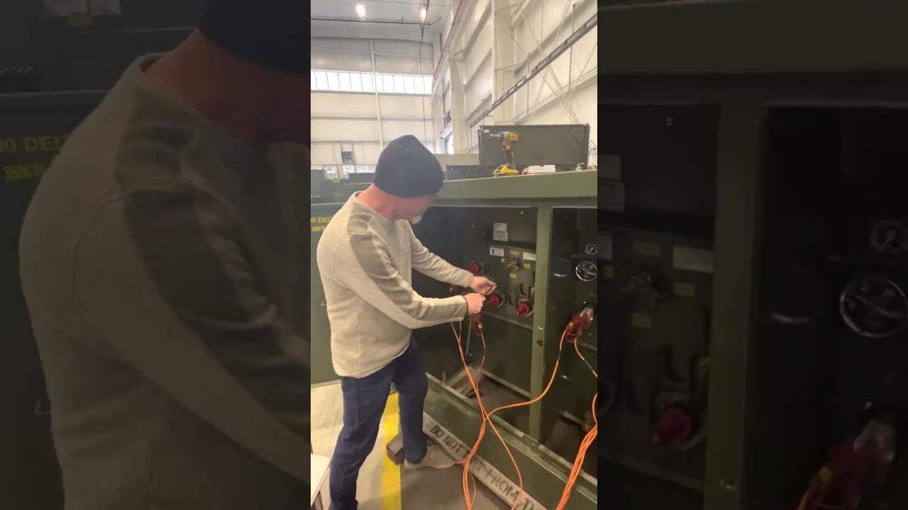 Operating a 4 Position T Blade Switch