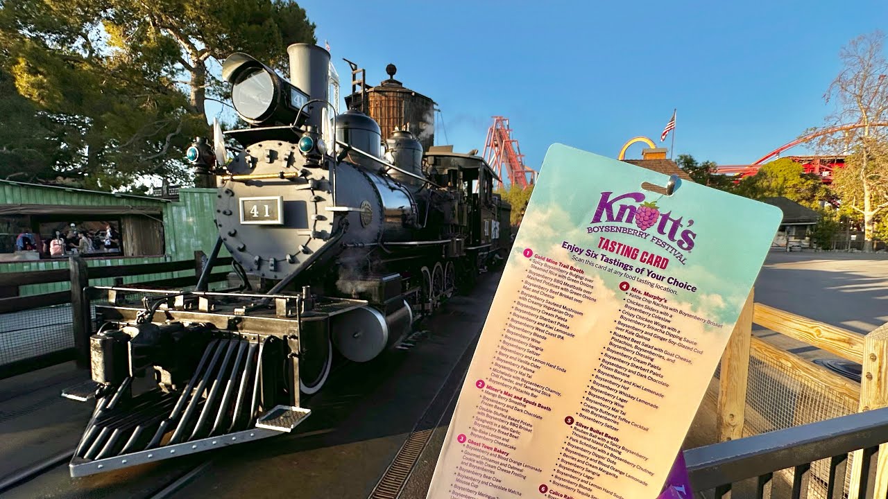 An EMPTY day at Knotts Berry Farms BOYSENBERRY Festival | Foods, Rides & Merchandise!
