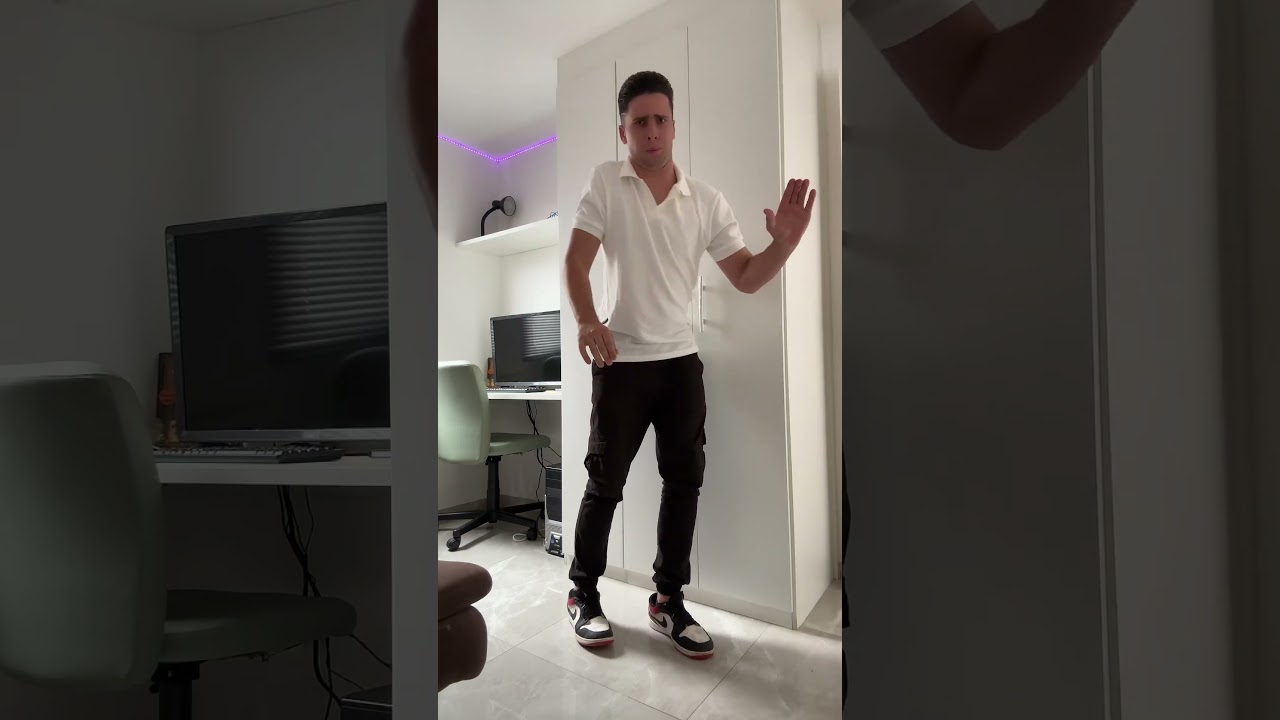 Maniac dance Robot