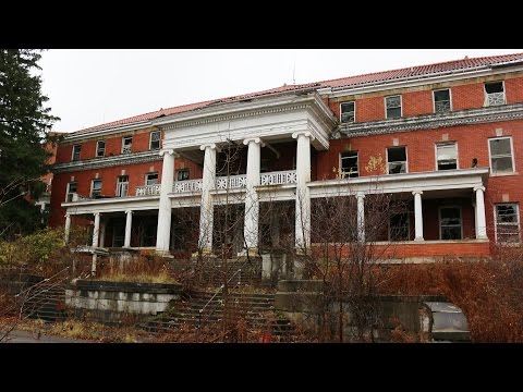 Exploring the Abandoned J.N. Adam Tuberculosis Hospital in New York