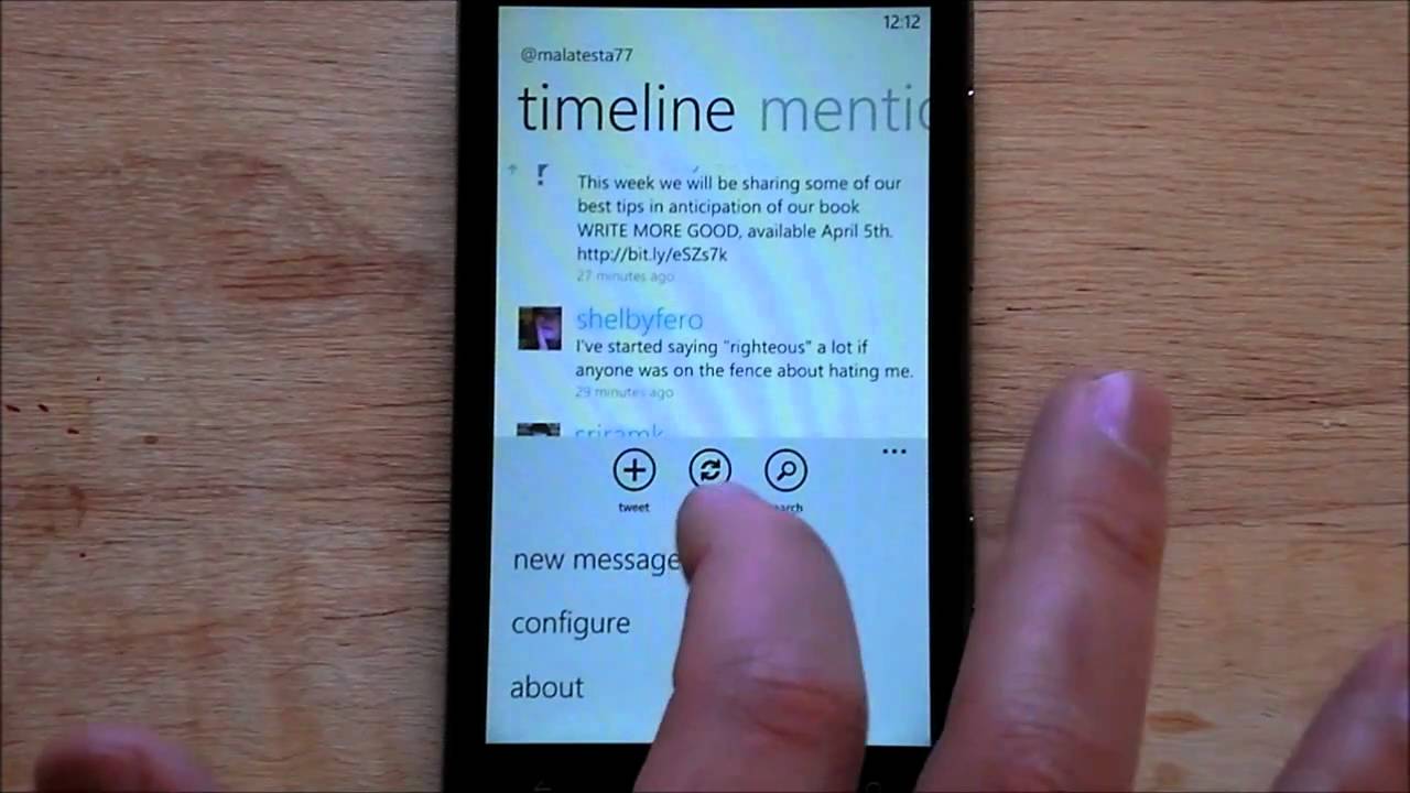 Rowi Lite's autocomplete feature (WPCentral)
