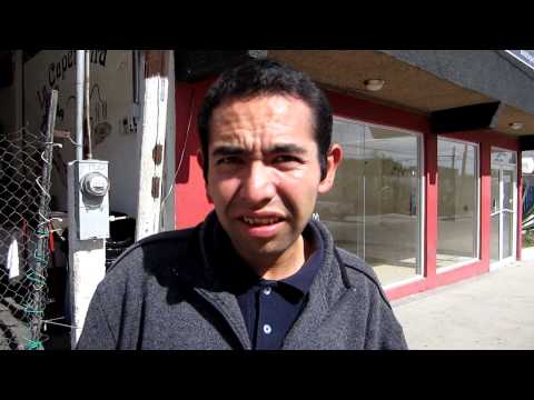 How to say "hot dog" in Spanish with Emmanuel