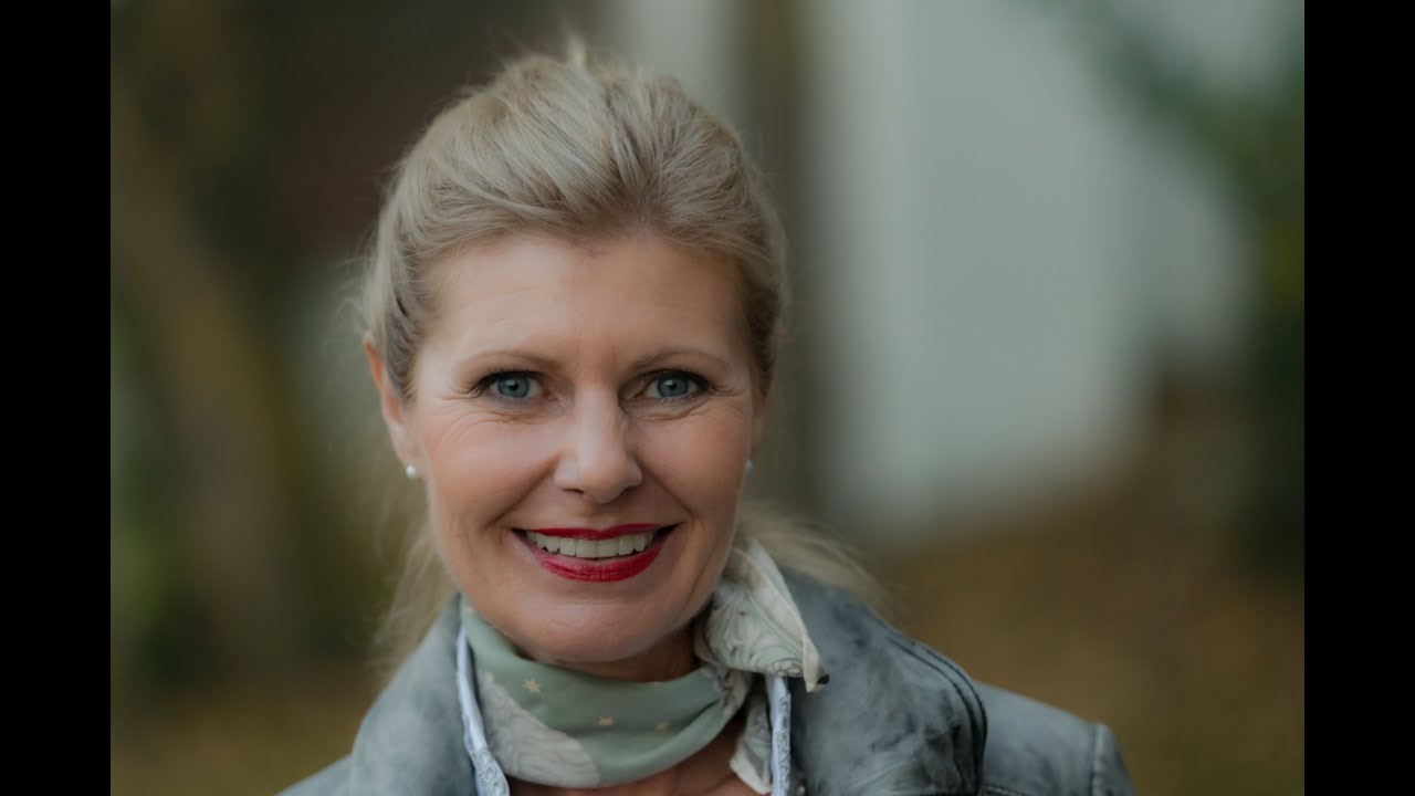 Knigge im Homeoffice | topagemodel