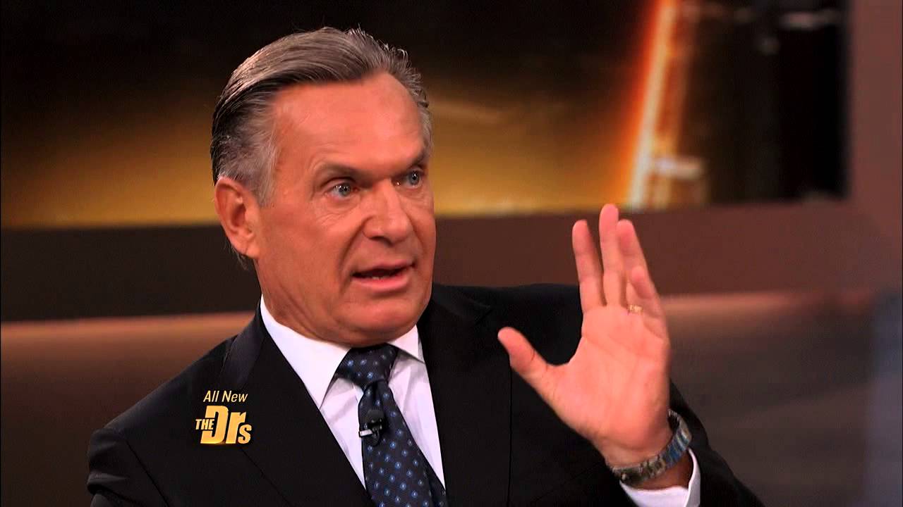 Tips to Avoid Health Insurance Scams -- The Doctors