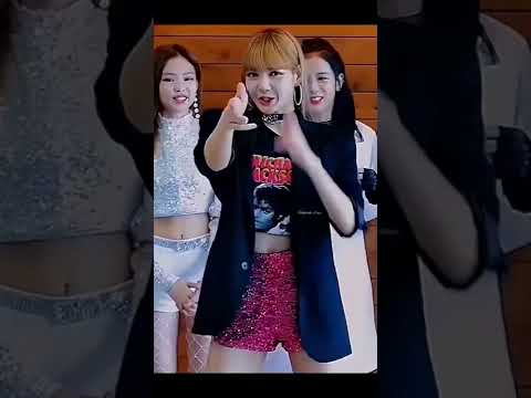 Lisa doing Hit you with that ddu-du-ddu-du step???????? | #blackpink #lisa #lalisa #shorts #viral #viral