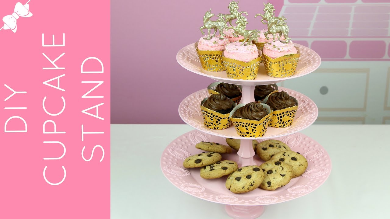How To Make a DIY Dollar Store Cupcake Stand // Lindsay Ann Bakes