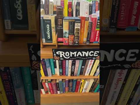 The Bookmark Bookstore proceeds help Oakland public Libraries #booktok #bookstore #oakland