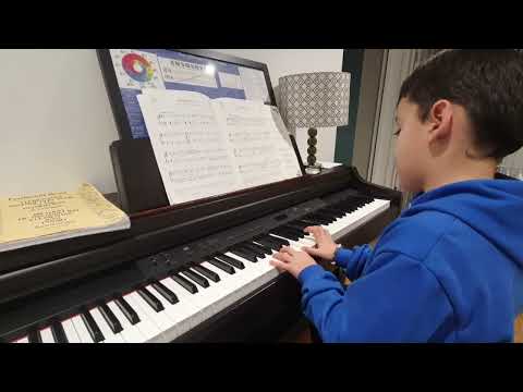 Grade 1 Piano pieces - Dragonflies