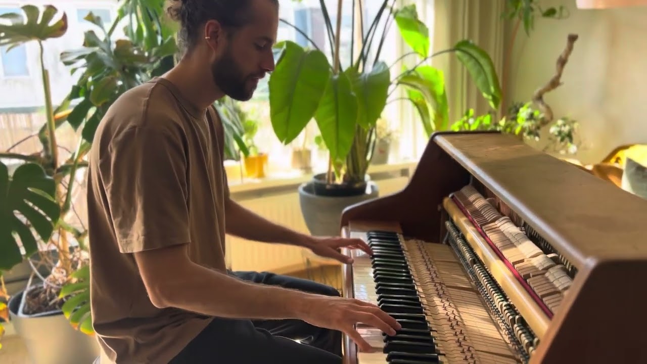 Blossom - Arian Müller