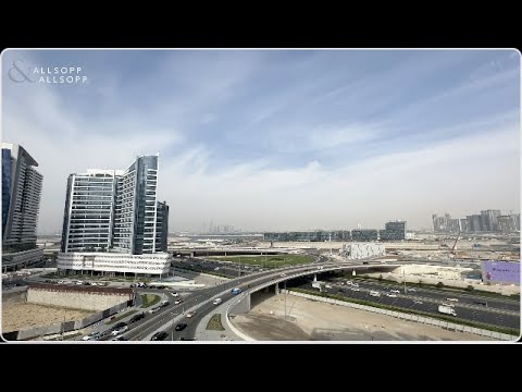 Vacant: Amazing 1-BR with Burj Khalifa views in Business Bay!