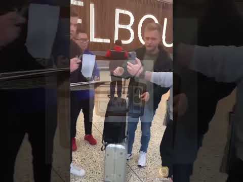 Kevin Magnussen arrives in Melbourne for 2023 Australian Formula 1. Subscribe!!