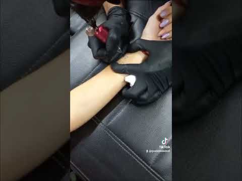 tattoo de hermanas ❤️