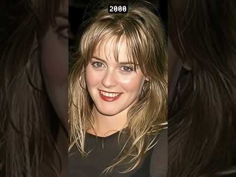 Alicia Silverstone 🌟 face off (born October 4, 1976) #shors #aliciasilverstone #face