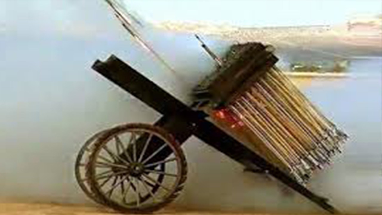 15 Medieval Weapons that are GENIUS