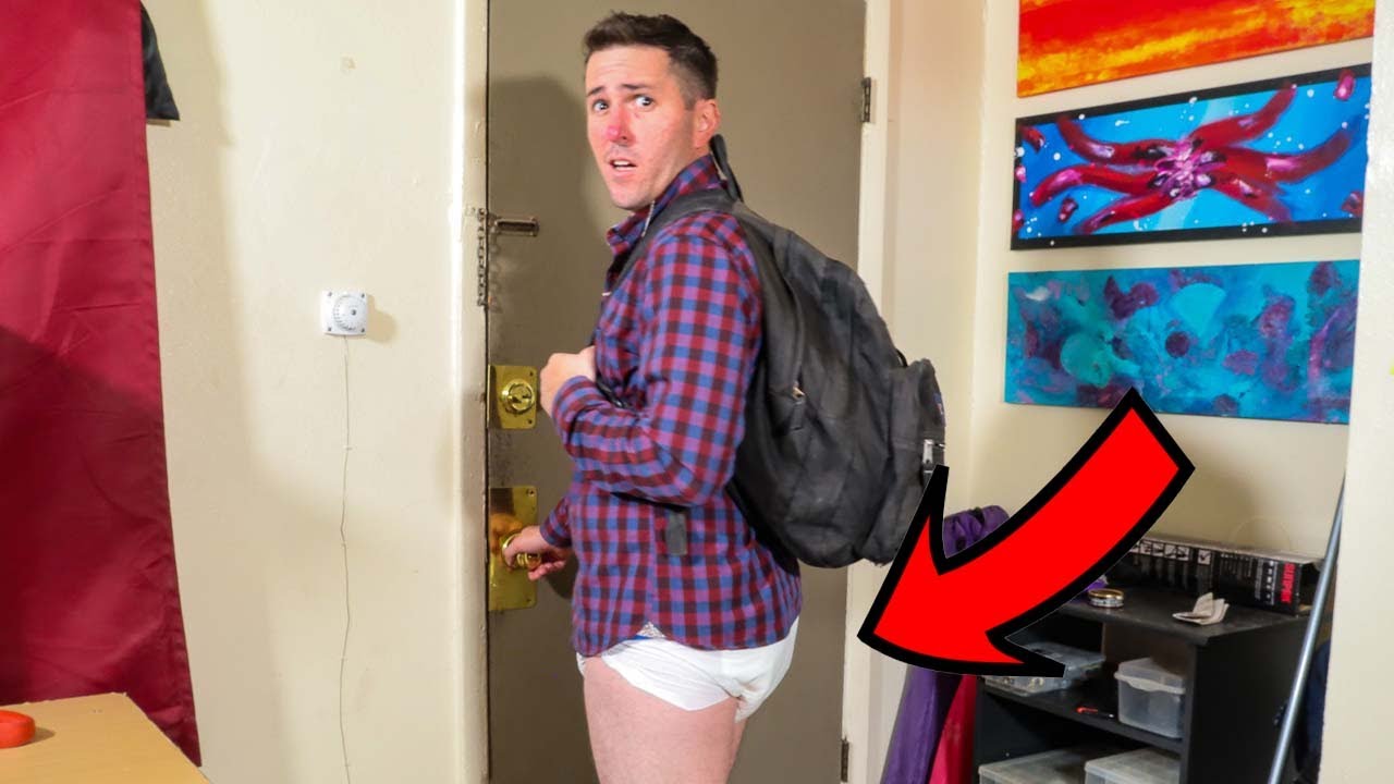 Wearing A Diaper To Work Or School WITHOUT FEAR!