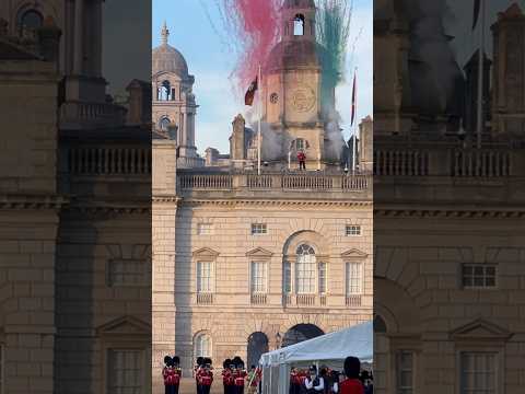 A Military Musical Spectacular - "Orb and Sceptre #kingsguard #horseguardsparade #londonwalk