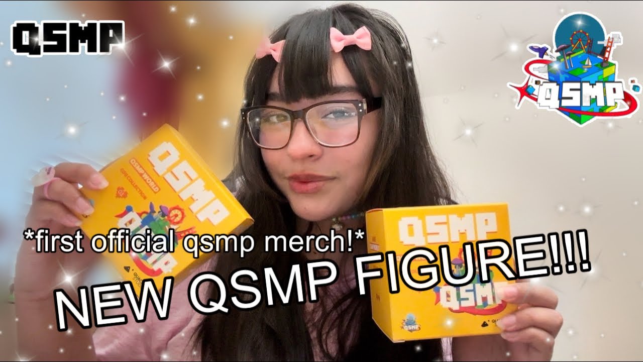 UNBOXING THE QSMP WORLD FIGURE!!! (first official qsmp merch!!!)