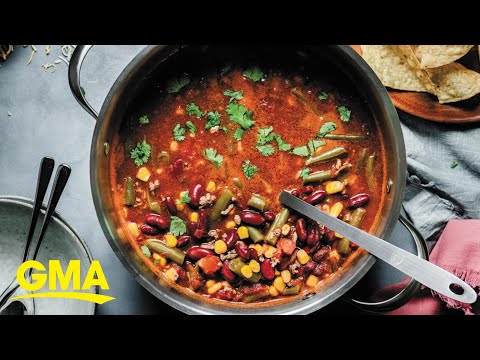 This easy ‘10-Can Chili’ is the perfect fall recipe l GMA Digital