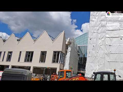 Brave Builders Glass Shopping Centre