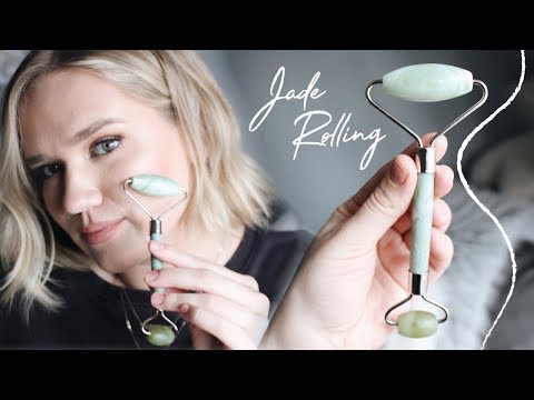 JADE ROLLING 101 / BENEFITS OF A JADE ROLLER & HOW TO PROPERLY USE IT!