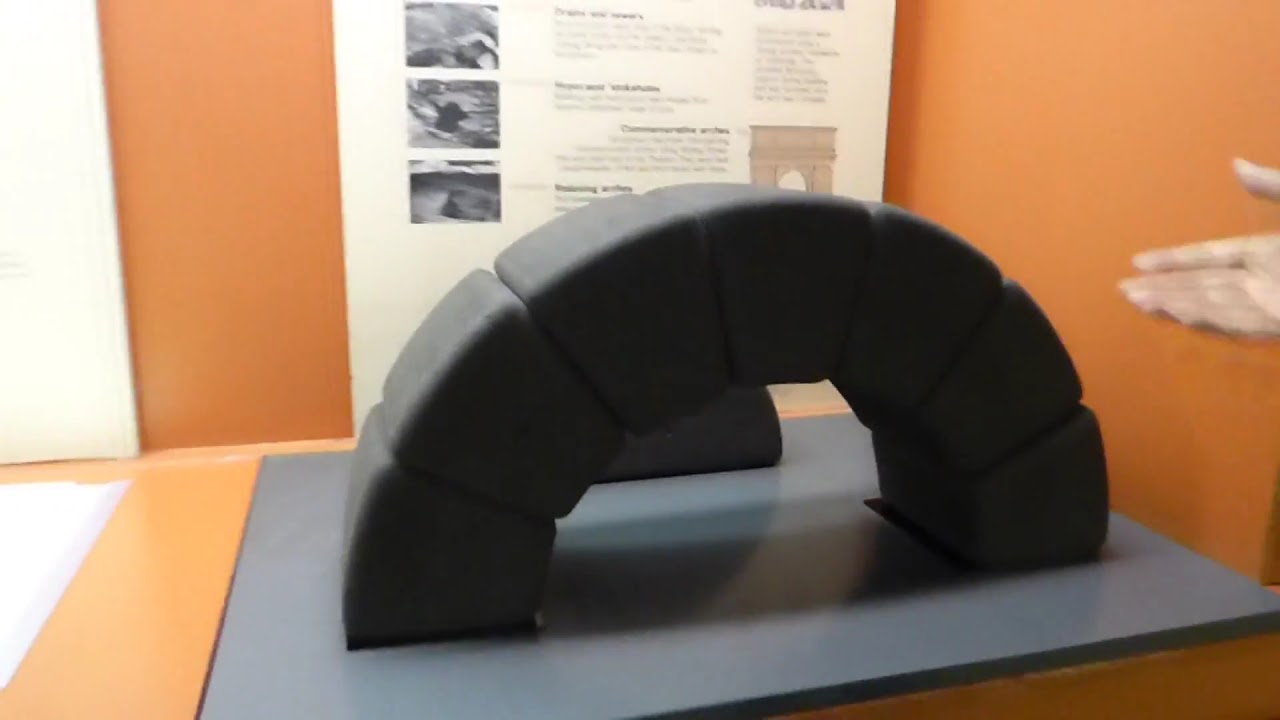 How to build a Roman arch in 00:30.