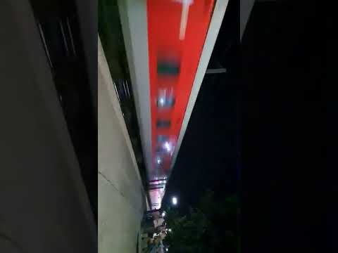 Nandan kanan superfast express at 130km/h destroying meja road station