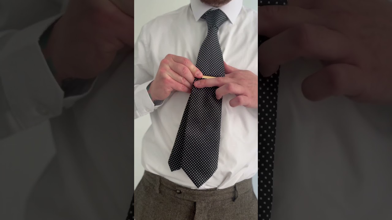 How To Place A Tie Clip Correctly #howto#mensfashion #peaky #gentleman #fashion #suit