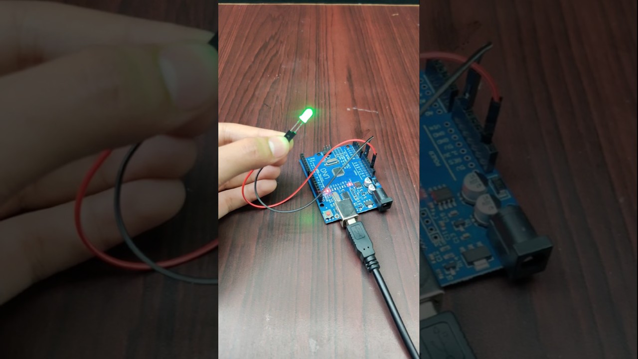 How to Use LED with Arduino Uno #arduino #arduinoprojects #led