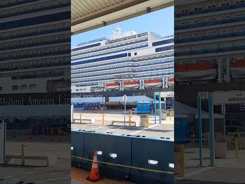 San Diego Cruise Terminal 1/7/22 Holland America. 1 hour in line to check in for Koingsdam.