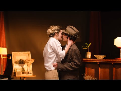 Cassandre : Un Nouveau Souffle pour la Variété Française avec « Attends ...