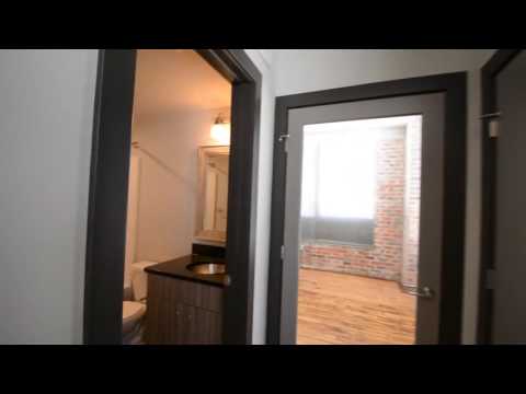 Tour Burr Lofts at 123 Pine St Petersburg VA 23803