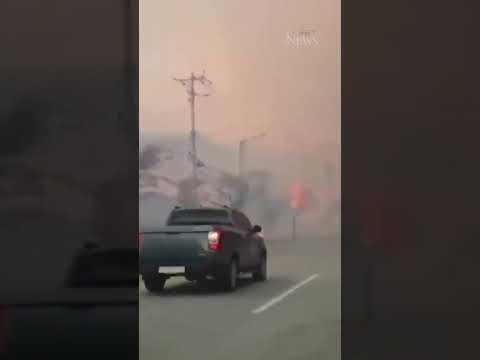 Eyewitness video shows massive wildfire in South Korea #shorts