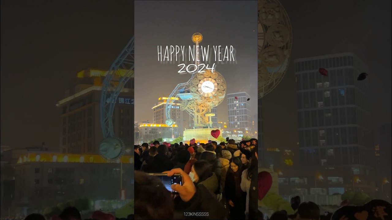 Happy New Year, everyone! 🥳✨ all the good wishes to me and you 🫶🏼 #china #newyear #2024