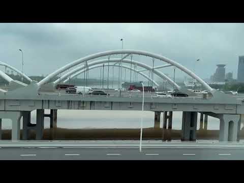 Xi'an Metro Airport Adventure 🇨🇳 | Exploring China's Ancient Capital, Xianyang International Airport