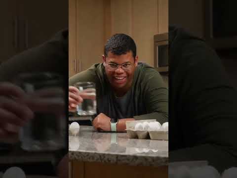 How to check if eggs are fresh #lifehacks #shorts #cooking