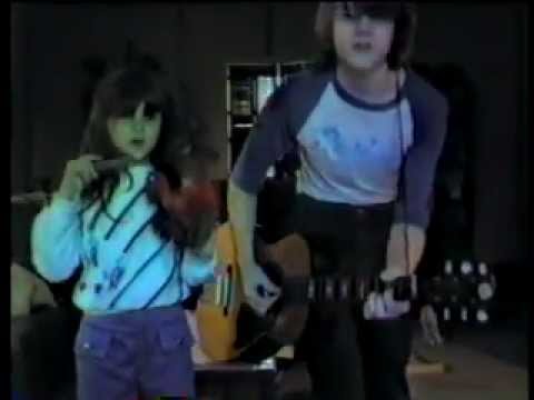 Weird Paul with Wacko Sheila - "Turkeyfoot"