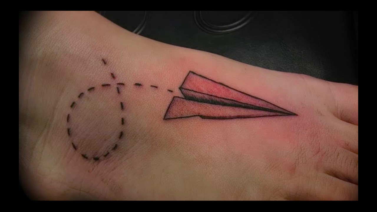 The meaning of the tattoo Paper airplane - photo examples of drawings for the article