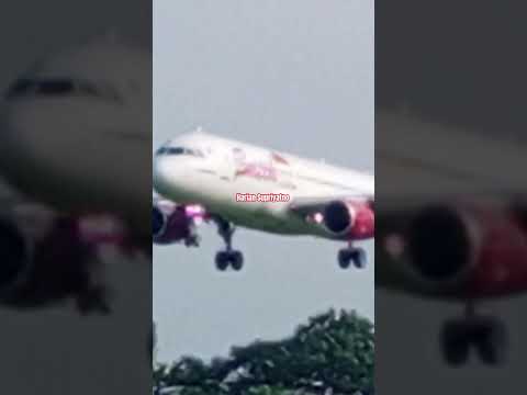 Surabaya -Jakarta Dengan BATIK AIR Airbus 420-214 PK-LUI Landing Di Halim Perdanakusuma Jakarta