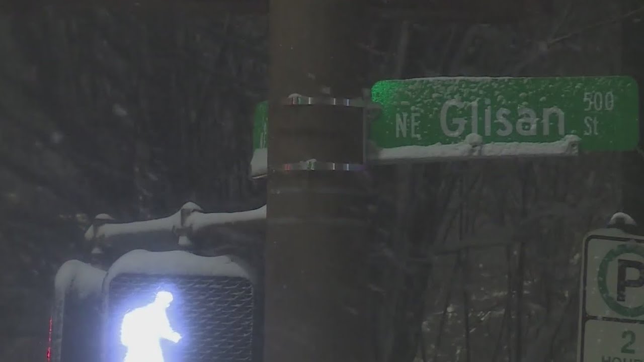 ‘Matter of life or death’: Warming shelters need volunteers, clothing ...