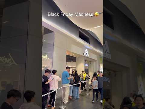 Black Friday sales in Melbourne 2024 🛍️💨 #BlackFridayMadness