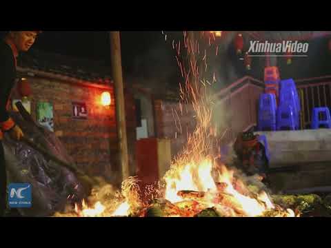Test of blade and fire! Take a look at the coming-of-age ritual of China's Yao ethnic group