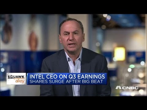 Intel CEO Bob Swan explains how the company had its 'best quarter' in its 51-year history