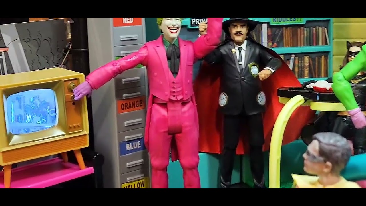 Batman 66 Classic Retro 66 DC Mc Farlane and Mattel 6 inches toyline. Diorama Collage