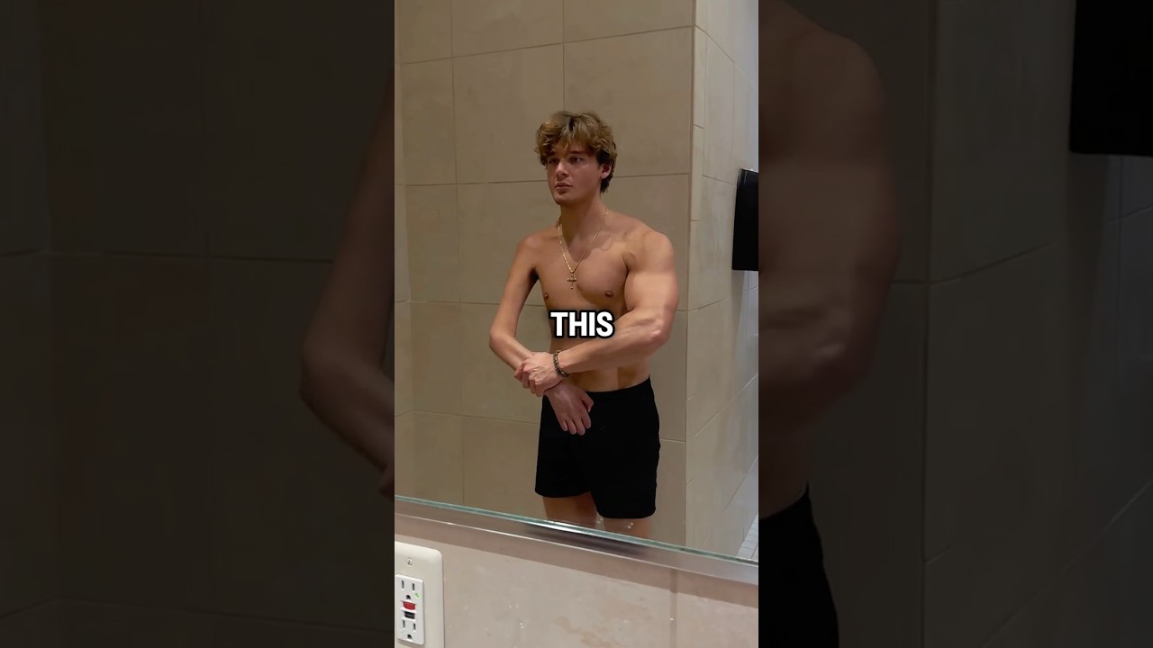 He Only Trains Right Arm (@jacksonthecripple)