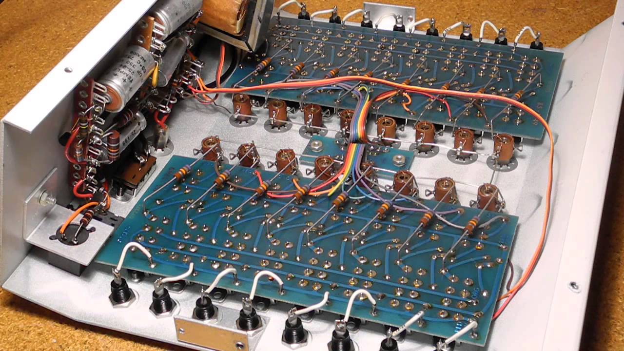 The Heathkit IT-7400 Digital IC Tester