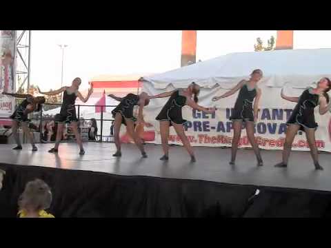AV Dance Studio ’81 Performing at the AV Fair #2 | AV Best Dance Studio