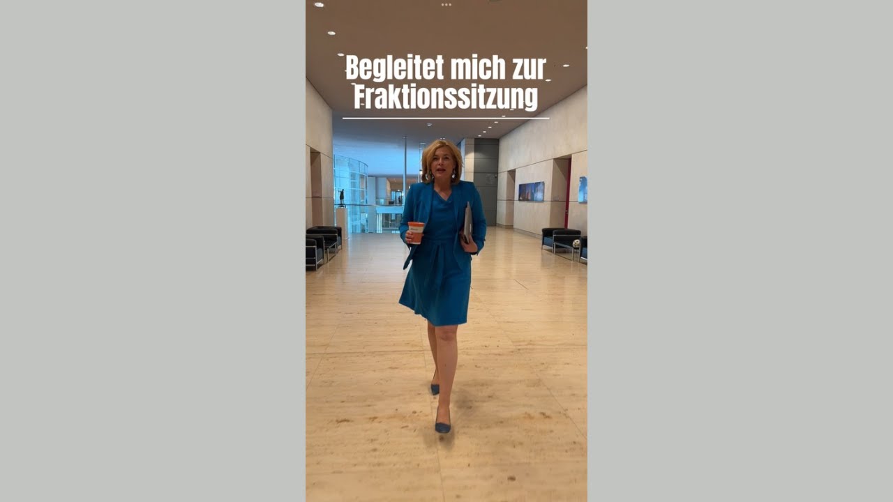 Begleitet Julia Klöckner zur Fraktionssitzung