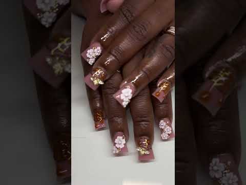 How to find nail techs in your city | Nail Tech Search with Readyhubb
