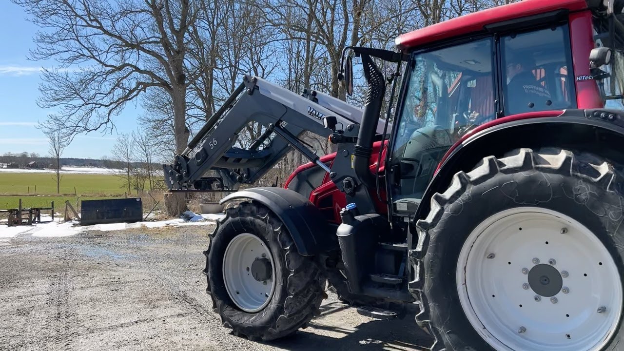 Traktor Valtra N143, Lidköping, Klaravik auktioner