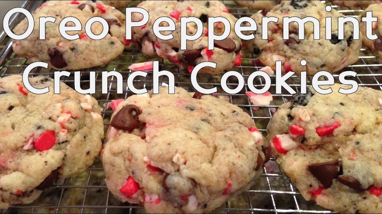 Oreo Peppermint Crunch Cookies: Christmas Baking Fast and Easy Holiday Cooking!